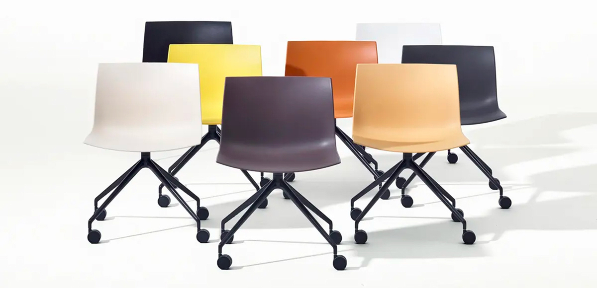 Contract design chair Catifa 53 by Arper Italia